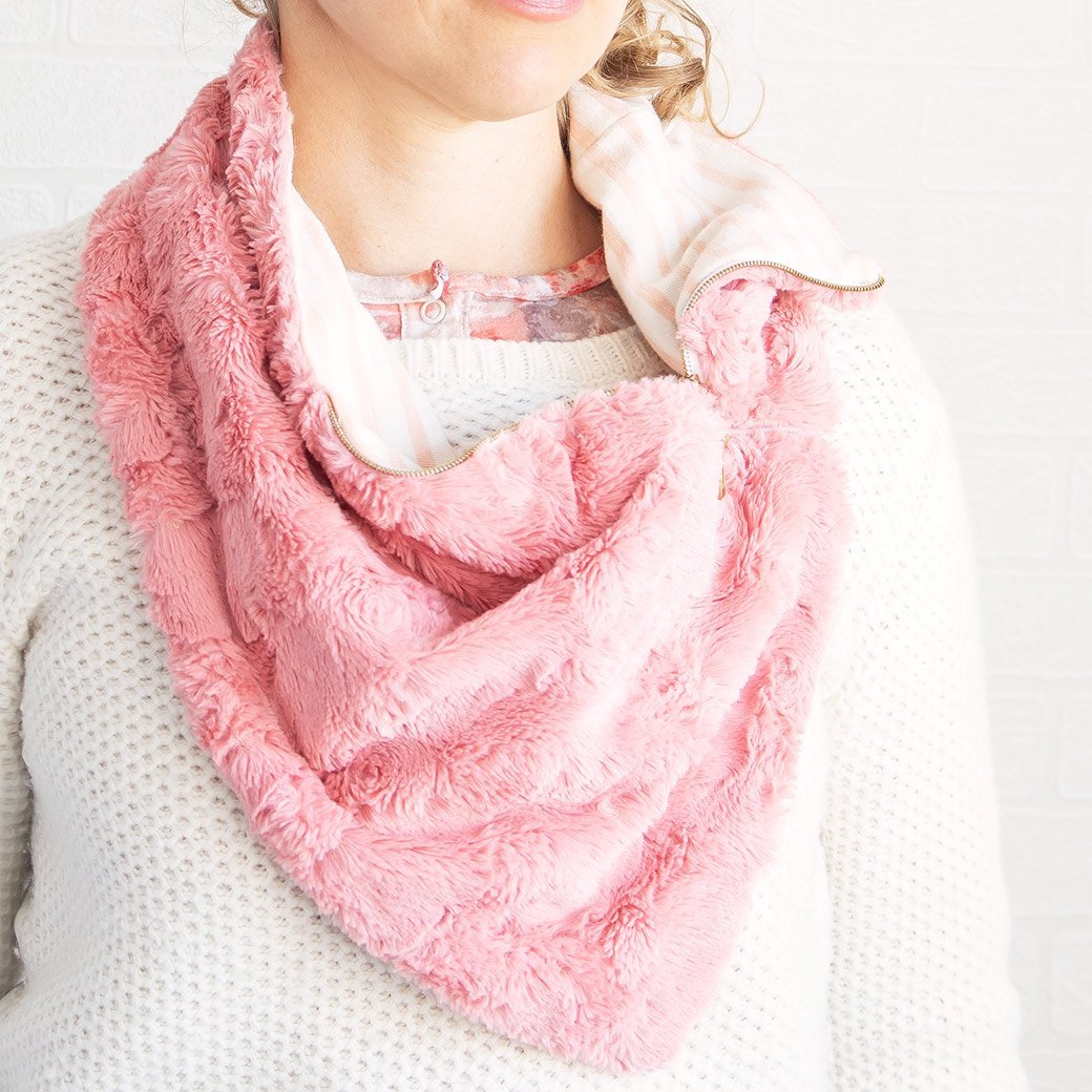 Make a snugly DIY neck warmer scarf - Elizabeth Made This